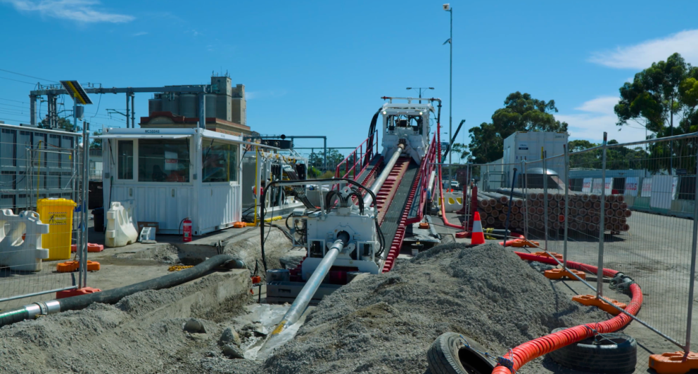 Major works start on jet fuel pipeline between Sunshine and Albion ...